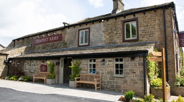 7 Cosy Pubs Serving the Best Pub Food in Skipton: A Foodie's Guide - Best Healthy Foods USA